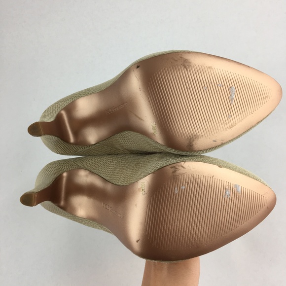 BCBGeneration | Shoes | Nwob Bcbgeneration Snake Print Heels Pumps M ...